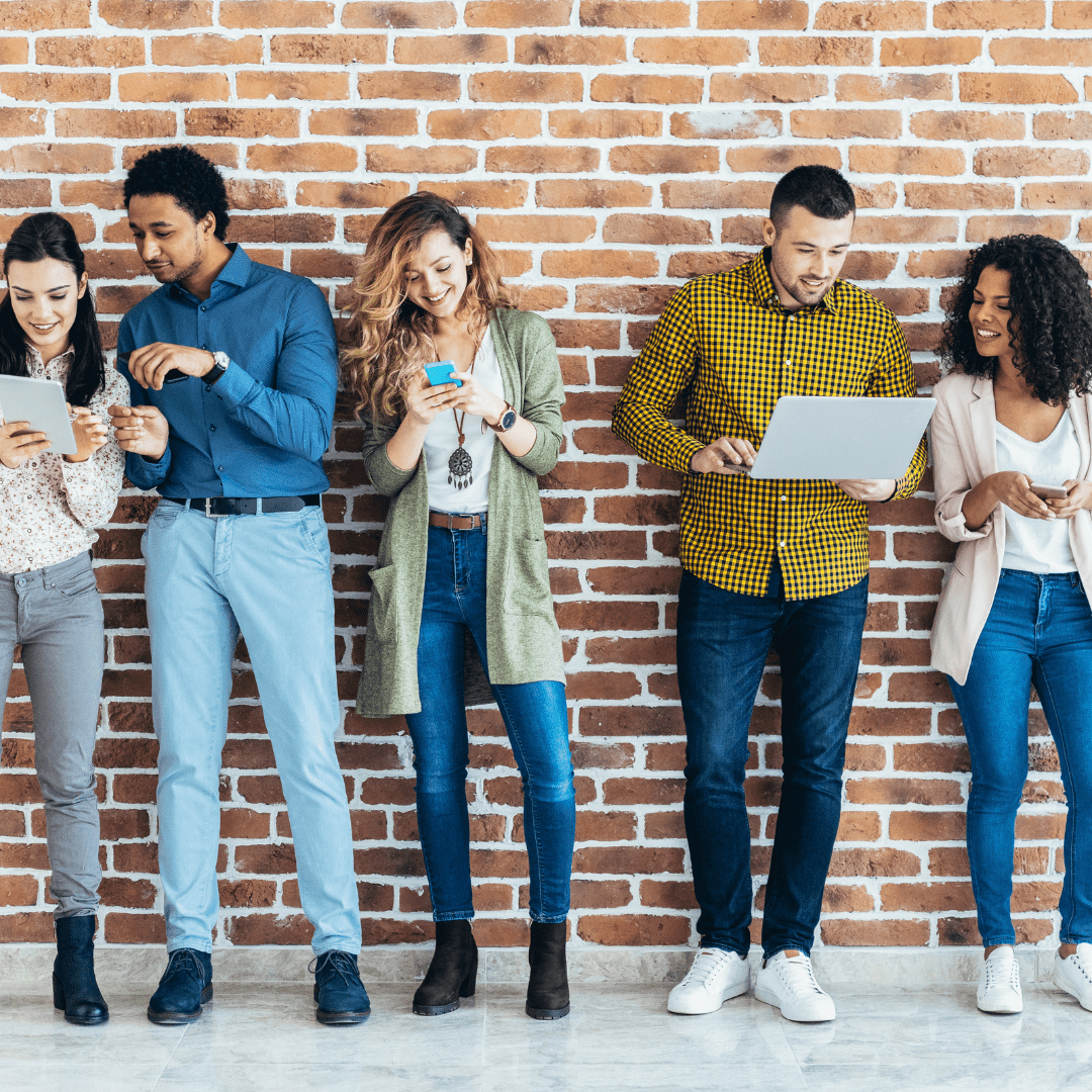 Smartphone Use and Mental Health - Mamay In Bloom Counseling